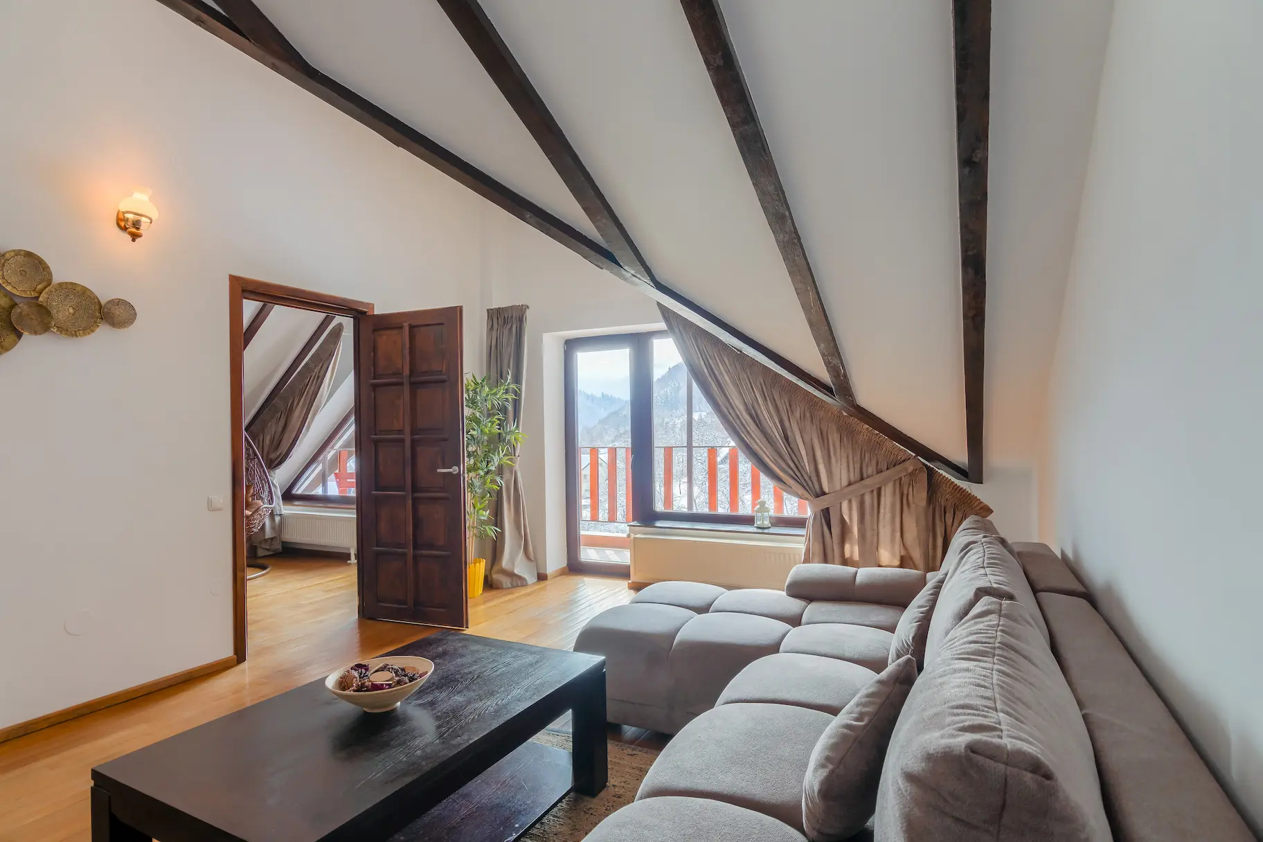 Transylvanian Inn - Vilă în Predeluț, Bran