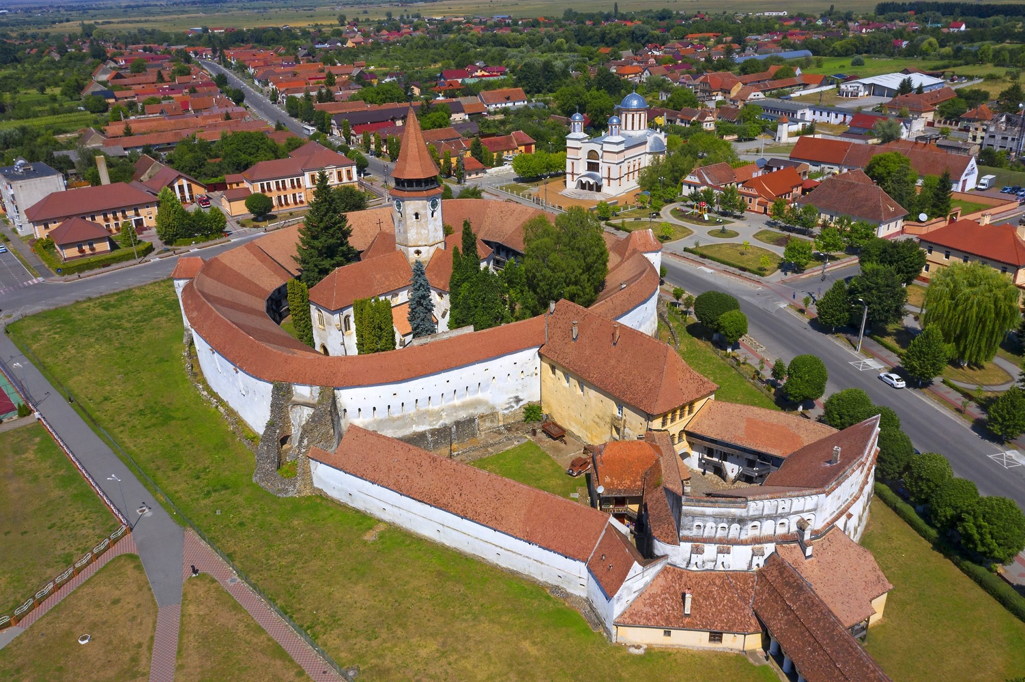 Cetatea Prejmer: Un Monument UNESCO în Transilvania